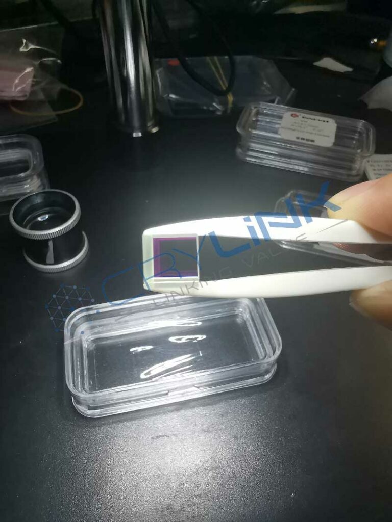 KTP晶体案例（三）– 9X9x25 mm _BBO晶体_Nd YAG 晶体_Nd YVO4 晶体_隔离器-芯飞睿