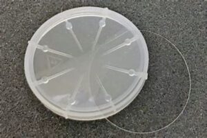 铌酸锂晶体（LiNbO3）：性质与应用 -LiNbO3晶体-芯飞睿